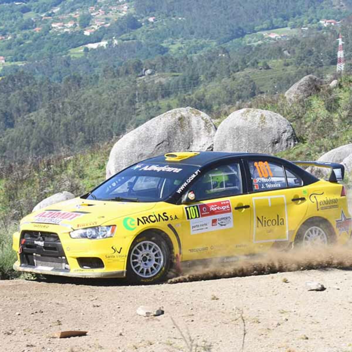 Ricardo Teodósio termina Rally de Portugal no pódio