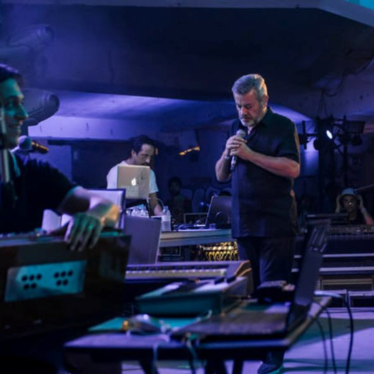 Olhão: República 14 recebe hoje A Grafonola Voadora & Napoleão Mira