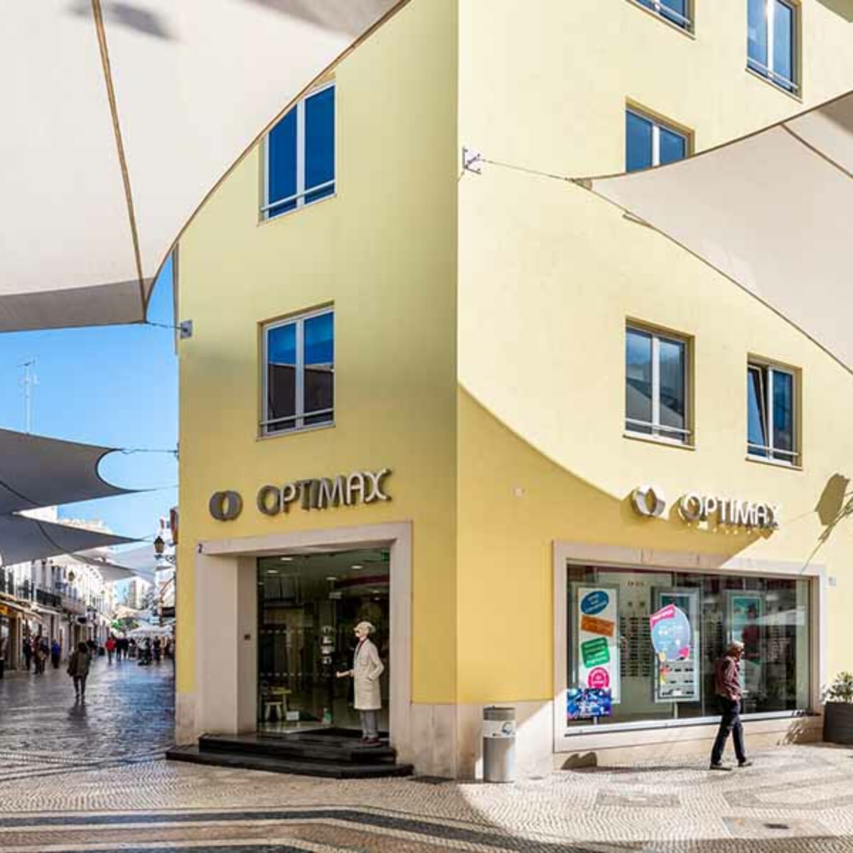 Lojas algarvias OPTIMAX conquistam certificação PME Líder