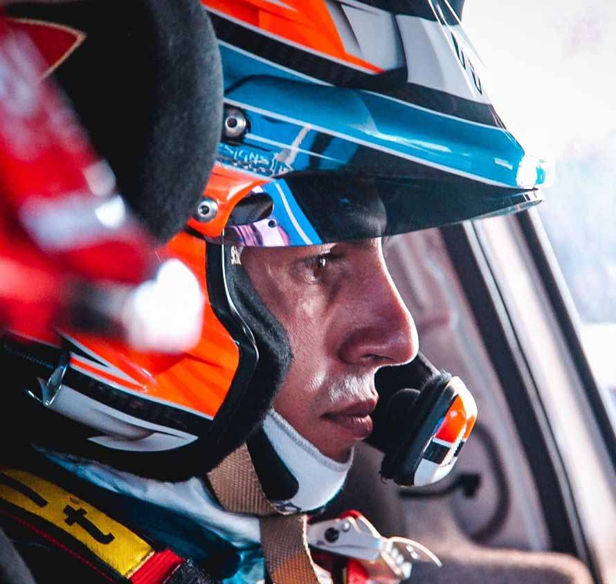 Ricardo Teodósio luta por um lugar no pódio no Rally Serras de Fafe e ...