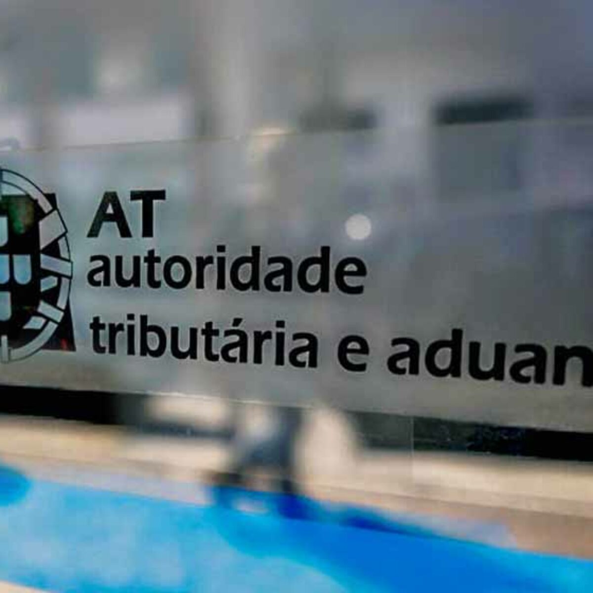 Autoridade Tributária e Aduaneira alerta para mensagens falsas enviadas ...