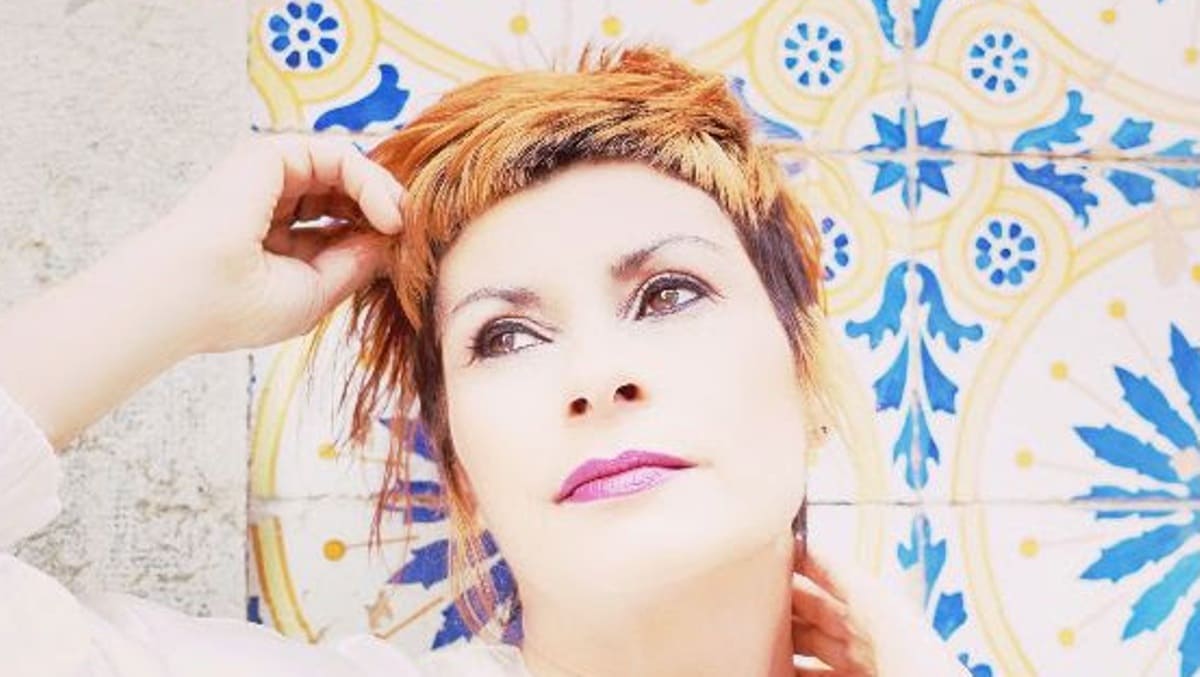 Novo álbum de Viviane com edição internacional em junho (c/vídeo)