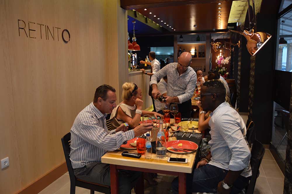 Já abriu o RETINTO "para quem gosta de comer bem, é vir e voltar