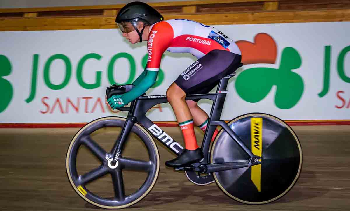 Algarvia Daniela Campos brilha nos 3 Dias d'Aigle na Suiça