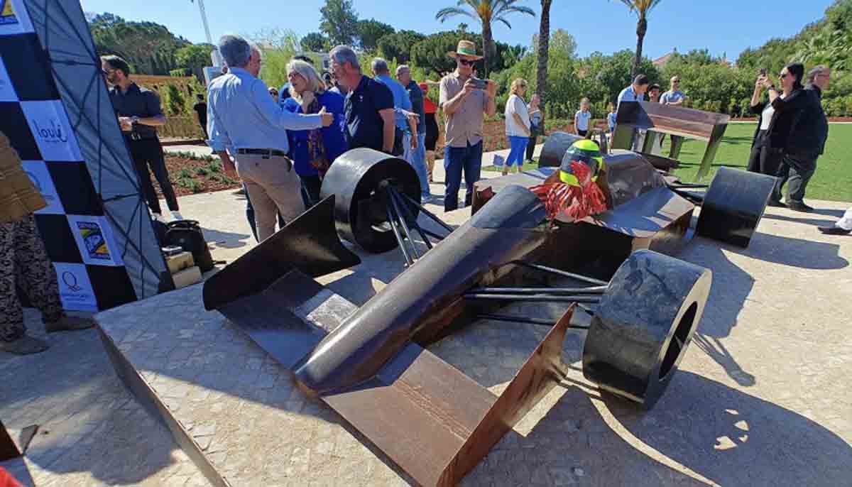 Ayrton Senna duplamente homenageado na terra onde viveu