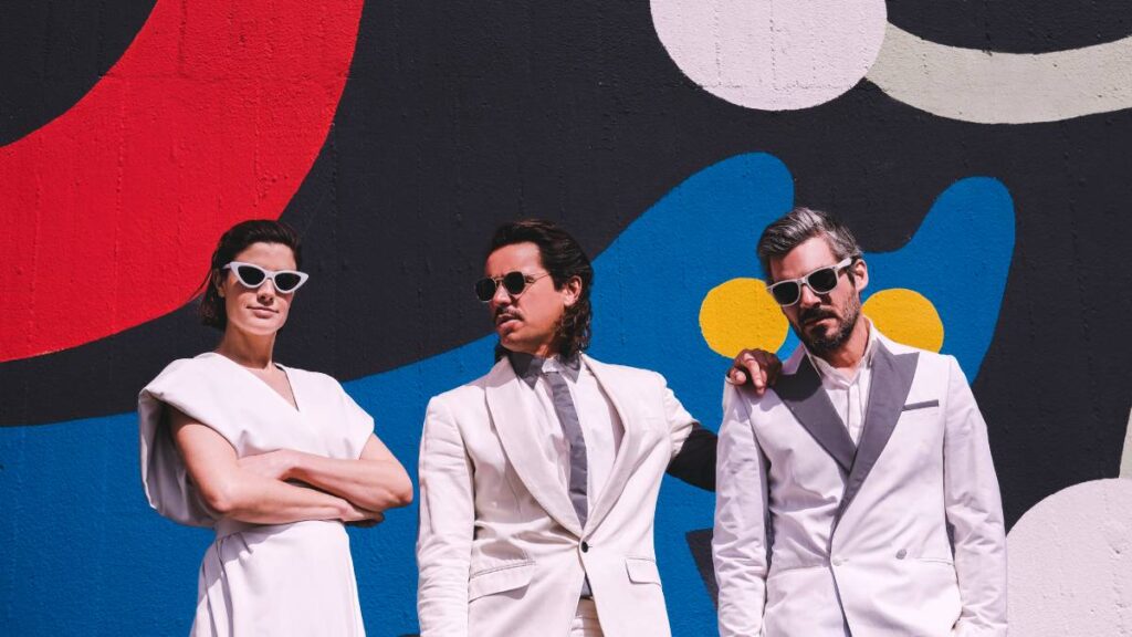 Passagem de Ano em Quarteira com Switha Band, Os Azeitonas, David ...