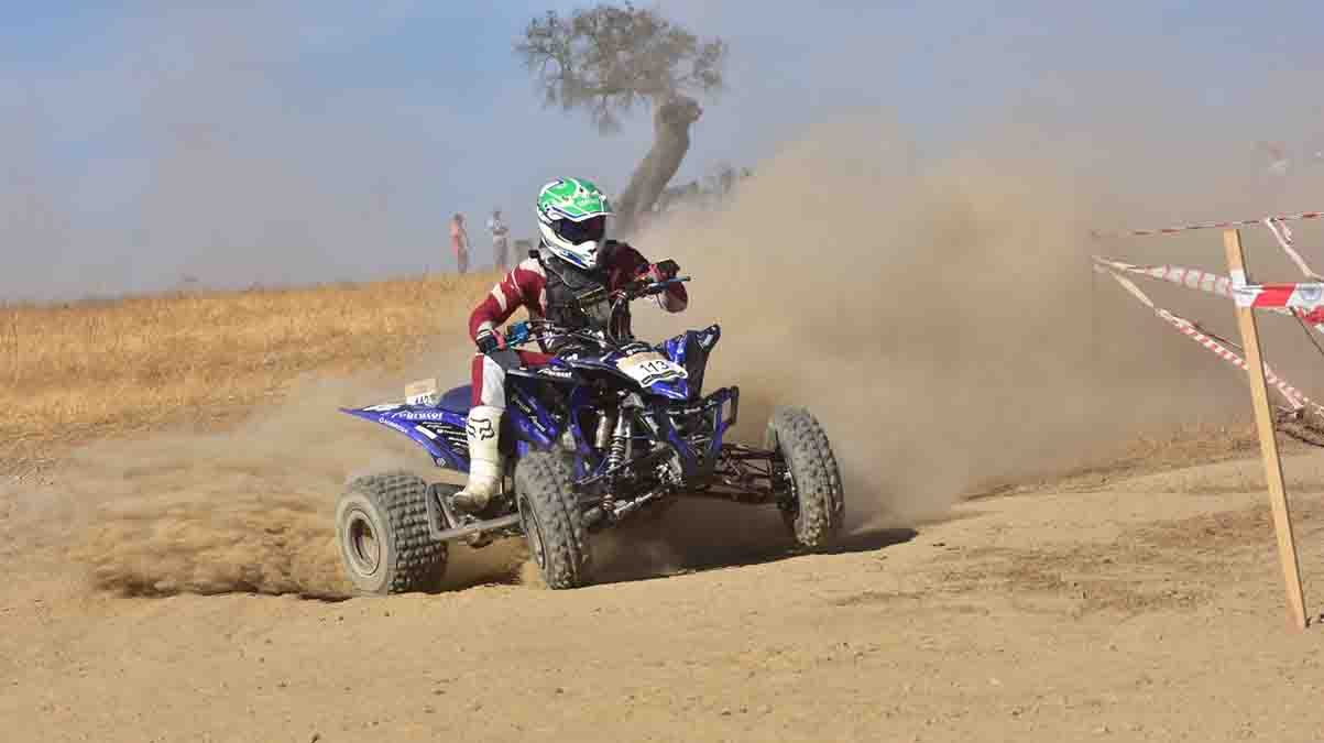 Micael Simão e Tomás Paulo são líderes na Baja TT Sharish Gin Reguengos ...